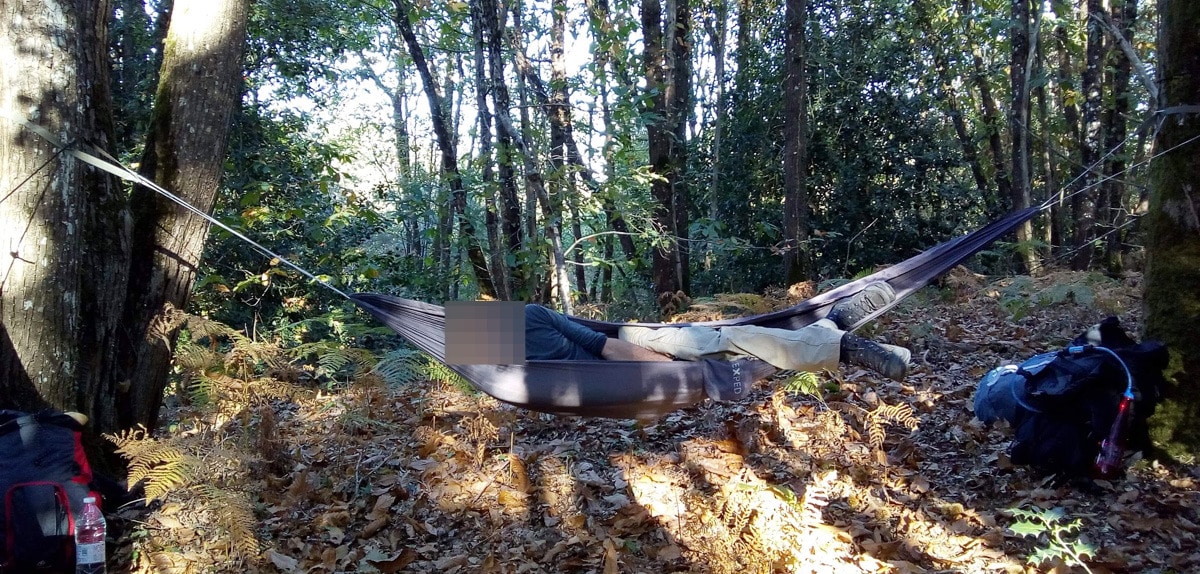 Comment accrocher un hamac ? Avec ou sans arbres | Conseils